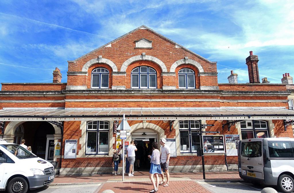 Car Hire Salisbury Train Station at Sam Edgar blog