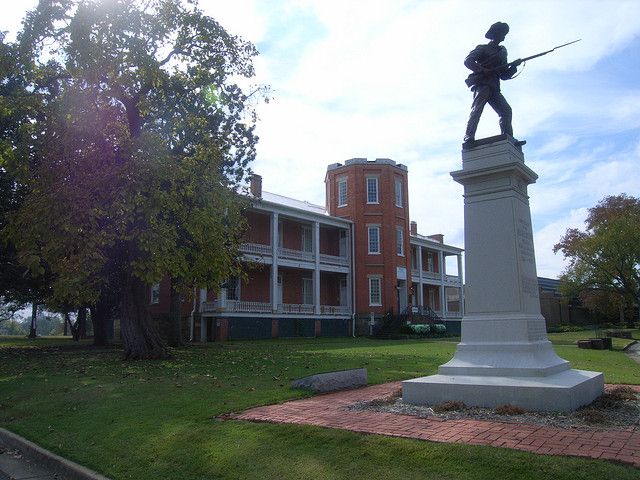 MacArthur Museum, Little Rock