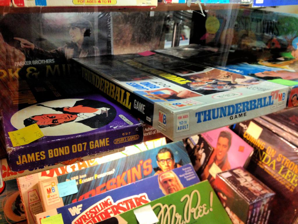 Romeo's Gifts, Albany