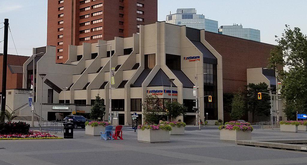 Hamilton Place, Hamilton