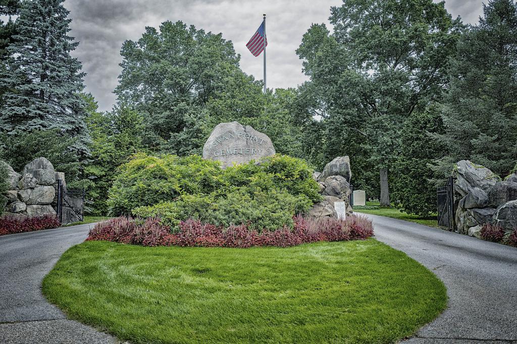 Swan Point Cemetery, Providence