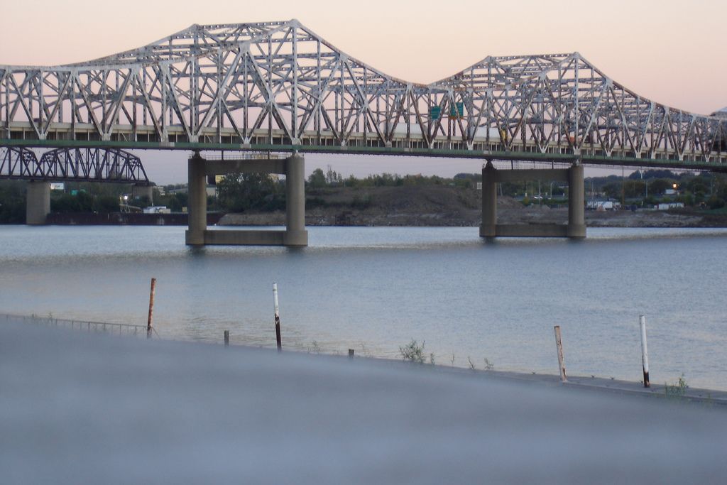 John Fitzgerald Kennedy Memorial Bridge, Louisville