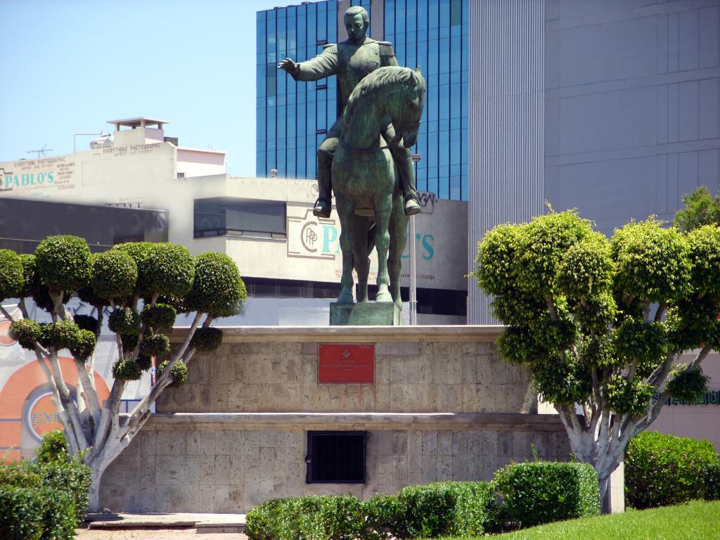 Ignacio Zaragoza Monument, Tijuana