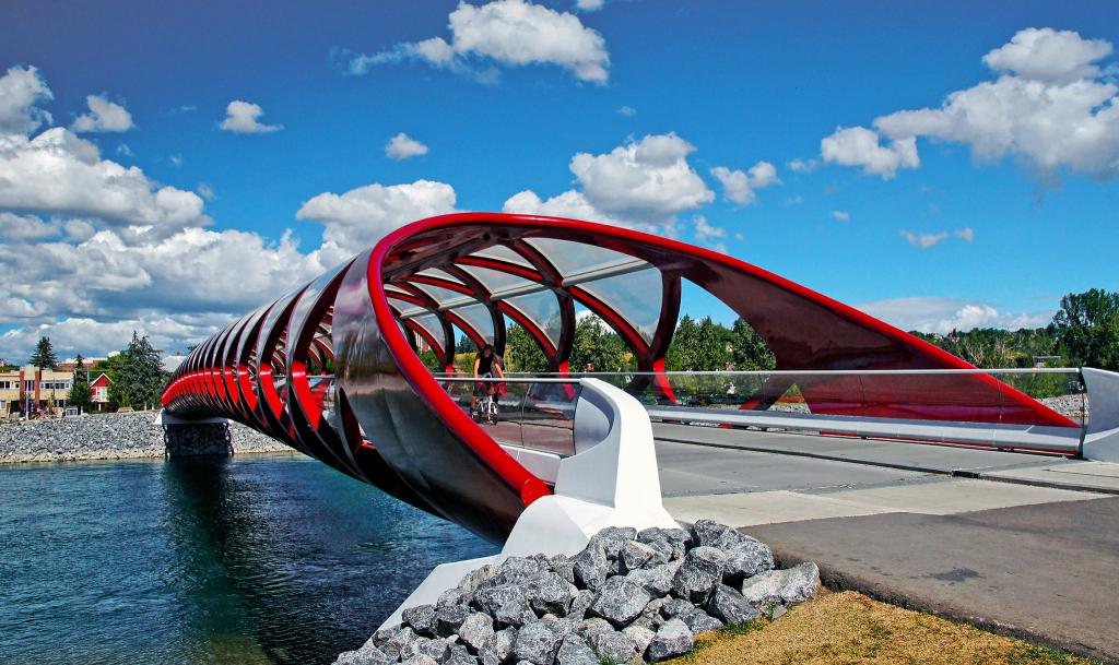 Peace Bridge, Calgary
