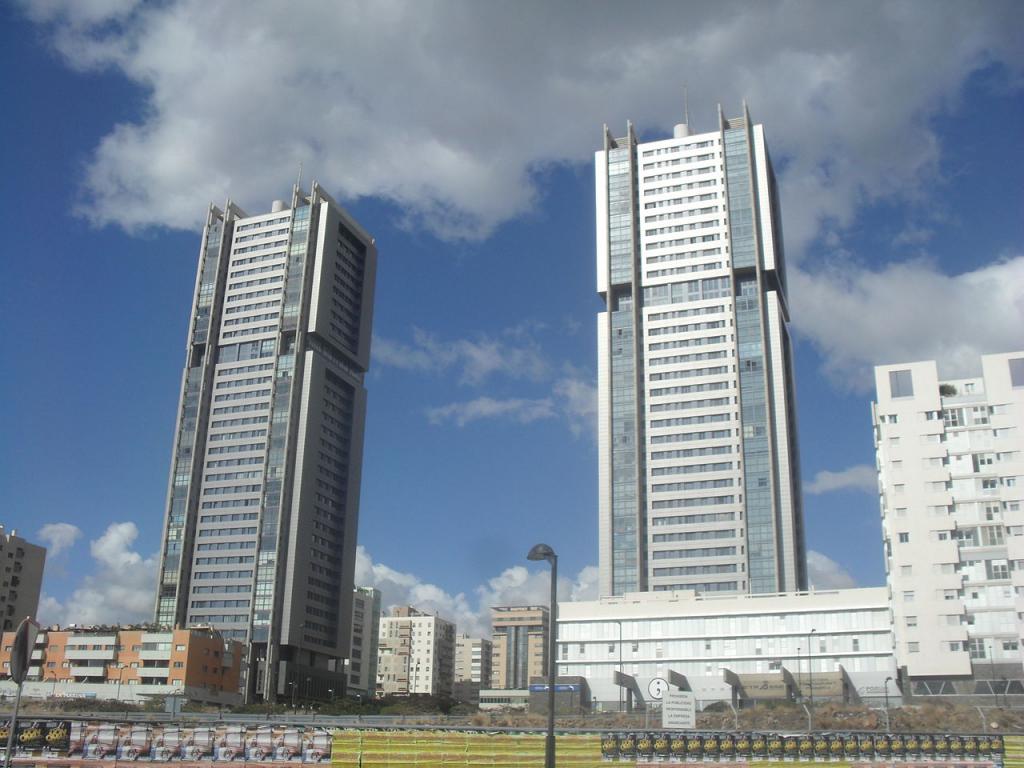 Torres de Santa Cruz (Santa Cruz Towers), Santa Cruz de Tenerife