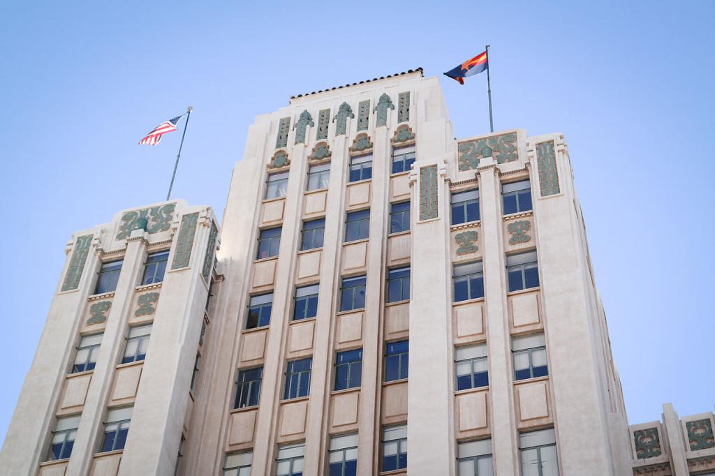 Luhrs Tower, Phoenix