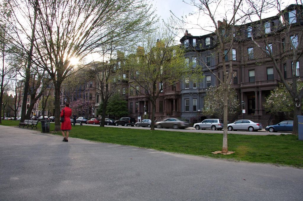 Commonwealth Avenue, Boston