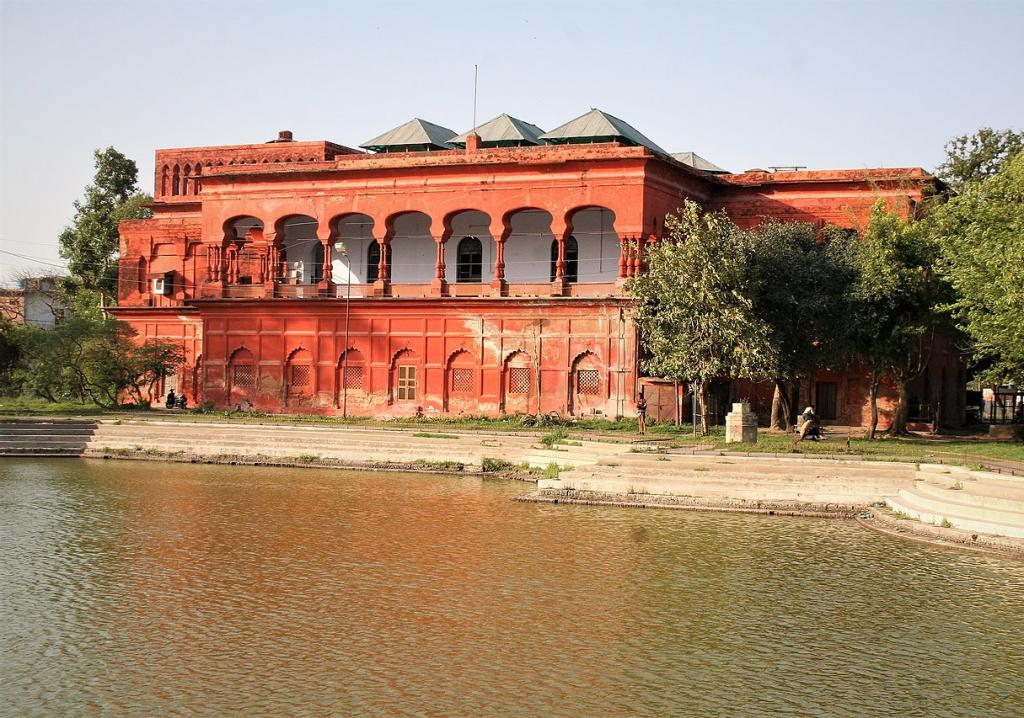 Hussainabad Picture Gallery, Lucknow