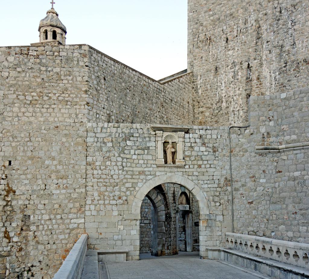 Vrata od Buže (Buža Gate), Dubrovnik
