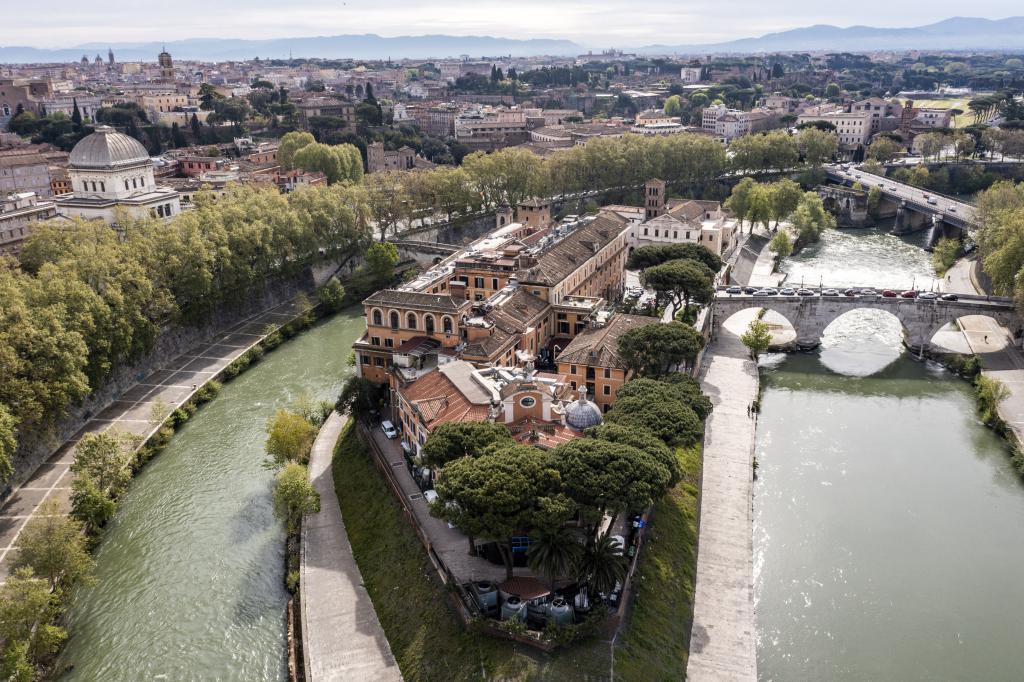 Isola Tiberina (Tiber Island), Rome
