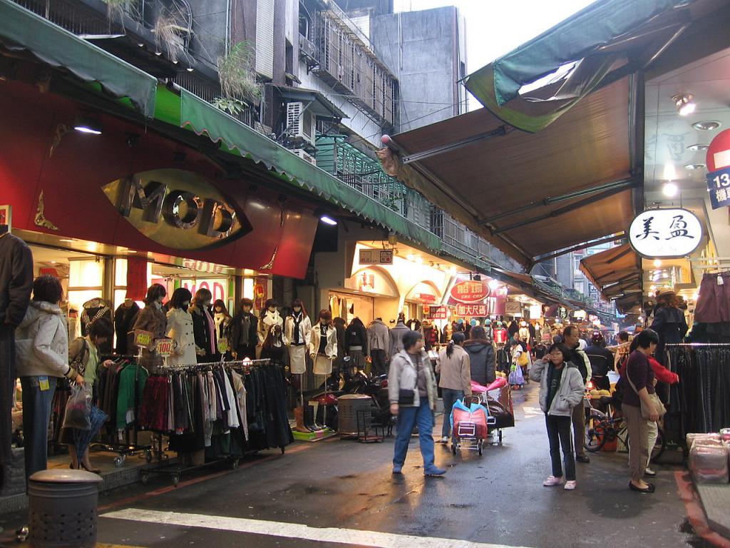Wufenpu Clothing Market, Taipei
