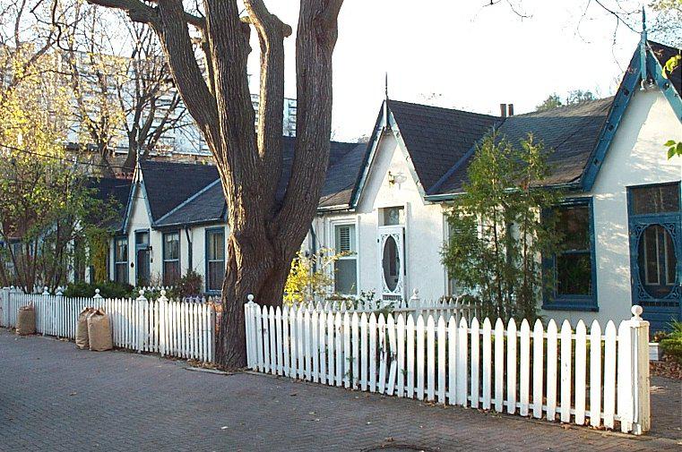 Wellesley Cottages, Toronto