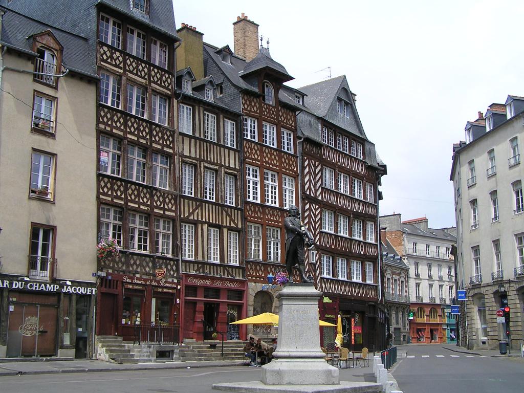 Place du Champ Jacquet (Champ-Jacquet Square), Rennes