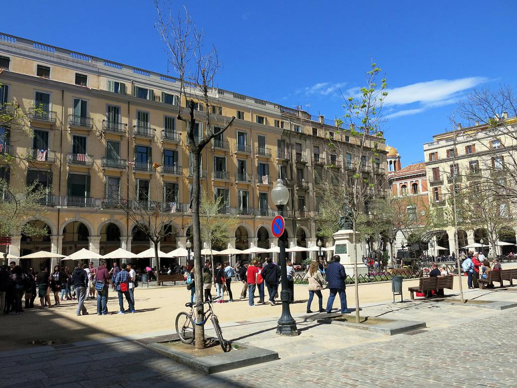 Plaza de la Independencia (Independence Square), Girona