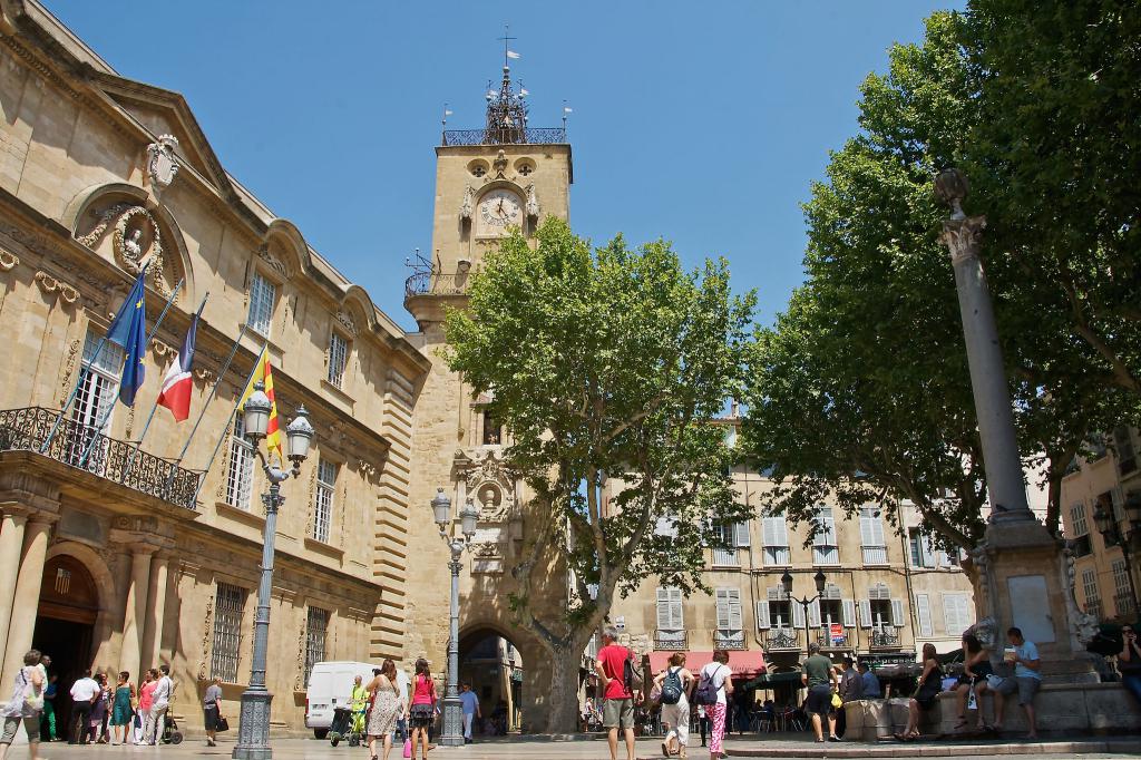 Place de l'Hôtel de Ville (Town Hall Square), Aix-en-Provence