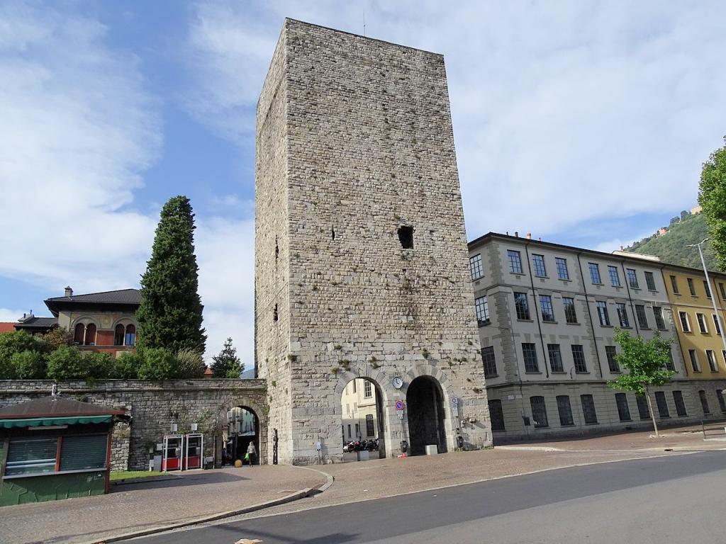 Porta Torre (Tower Gate), Como
