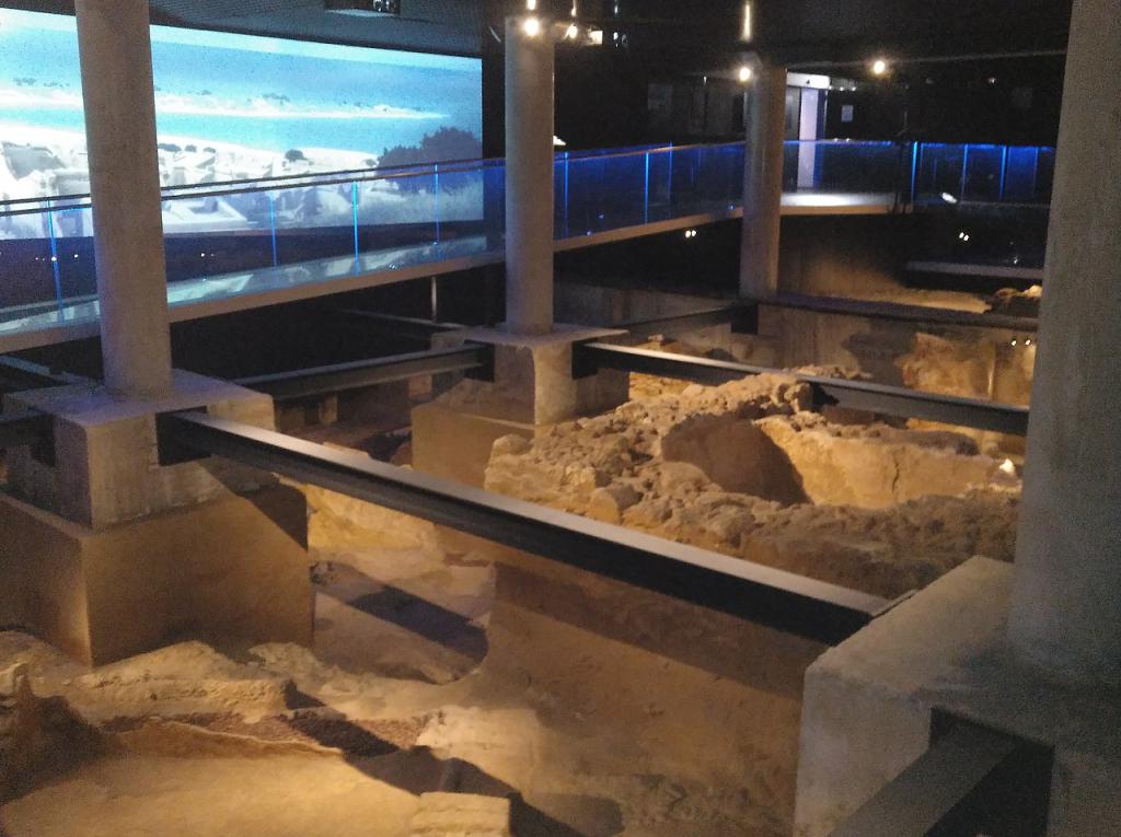 Yacimiento Arqueologico Gadir (Gadir Archaeological Site), Cadiz
