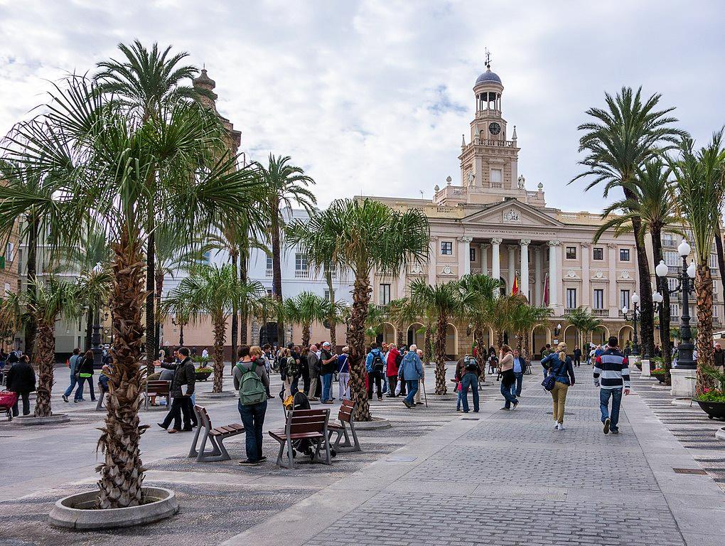 Plaza de San Juan de Dios (Saint John of God Square) and Old Town Hall ...