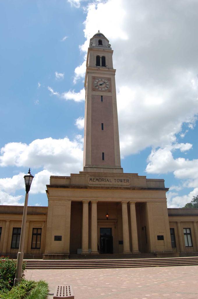 Memorial Tower, Baton Rouge