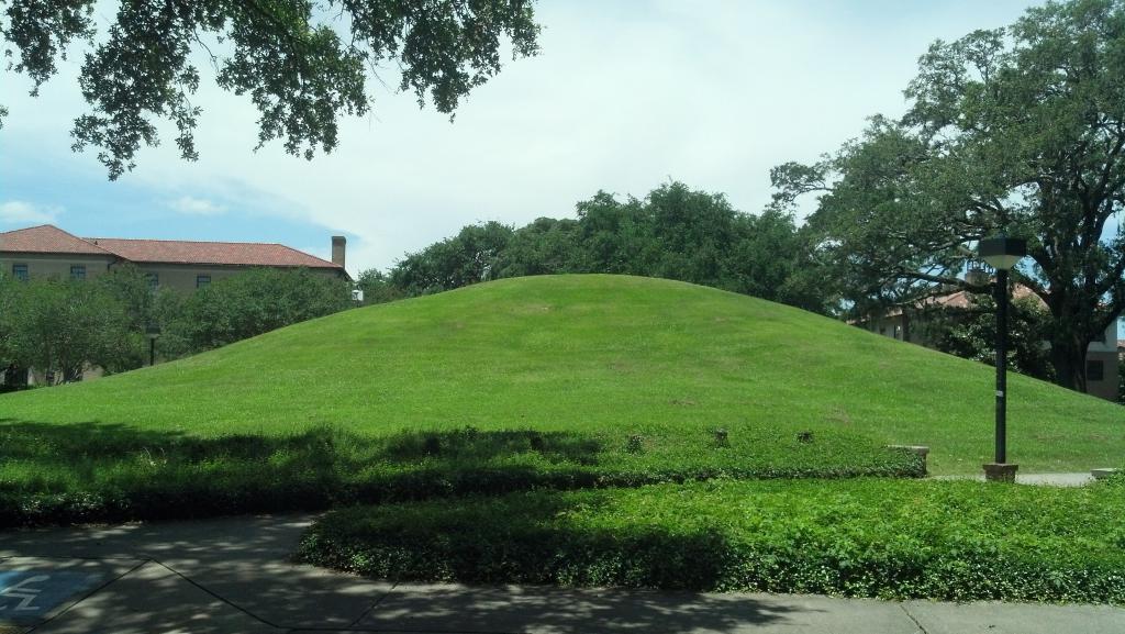 The Indian Mounds, Baton Rouge