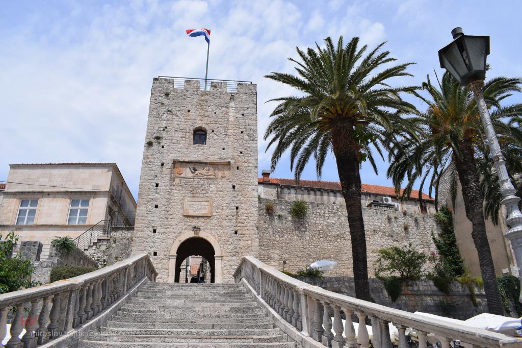 Revelin Tower and Land Gate, Korcula