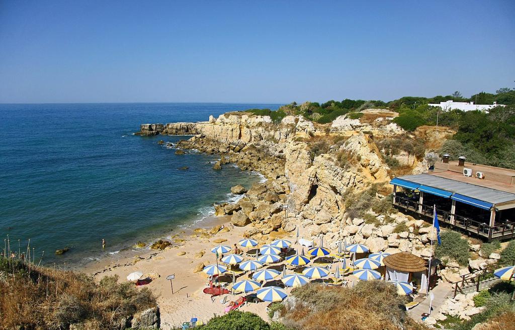Praia do Castelo (Castle Beach), Albufeira