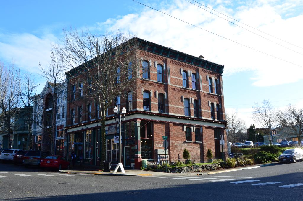 Morgan Block and Good Earth Pottery, Bellingham