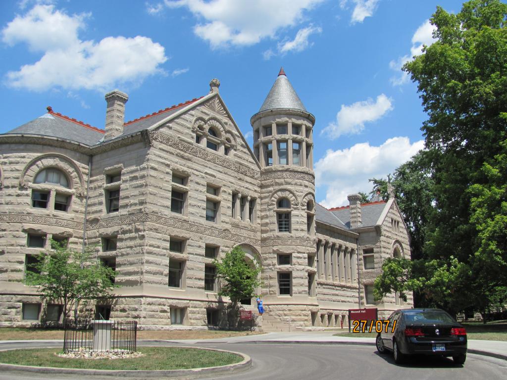 Maxwell Hall, Bloomington