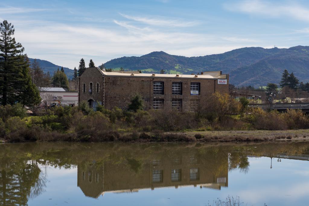 Robert Mondavi Arch and Tower Winery, Napa