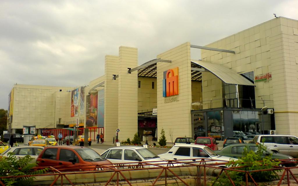 Iulius Mall, Iasi